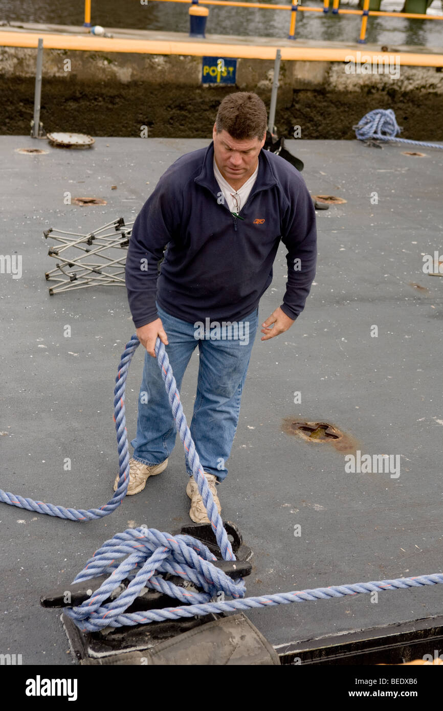 Canal lock erie hi-res stock photography and images - Alamy