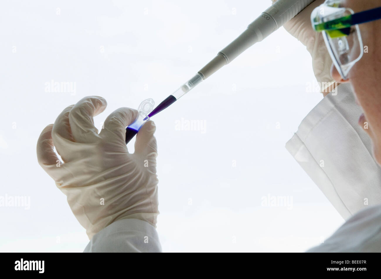 Lab container hi-res stock photography and images - Alamy