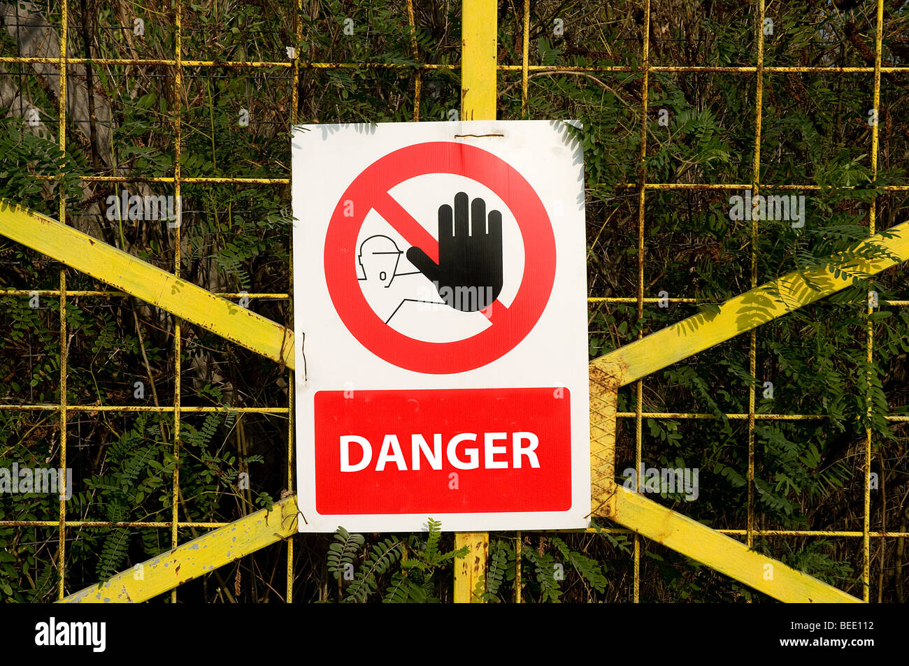 Restricted area warning indication hi-res stock photography and images ...