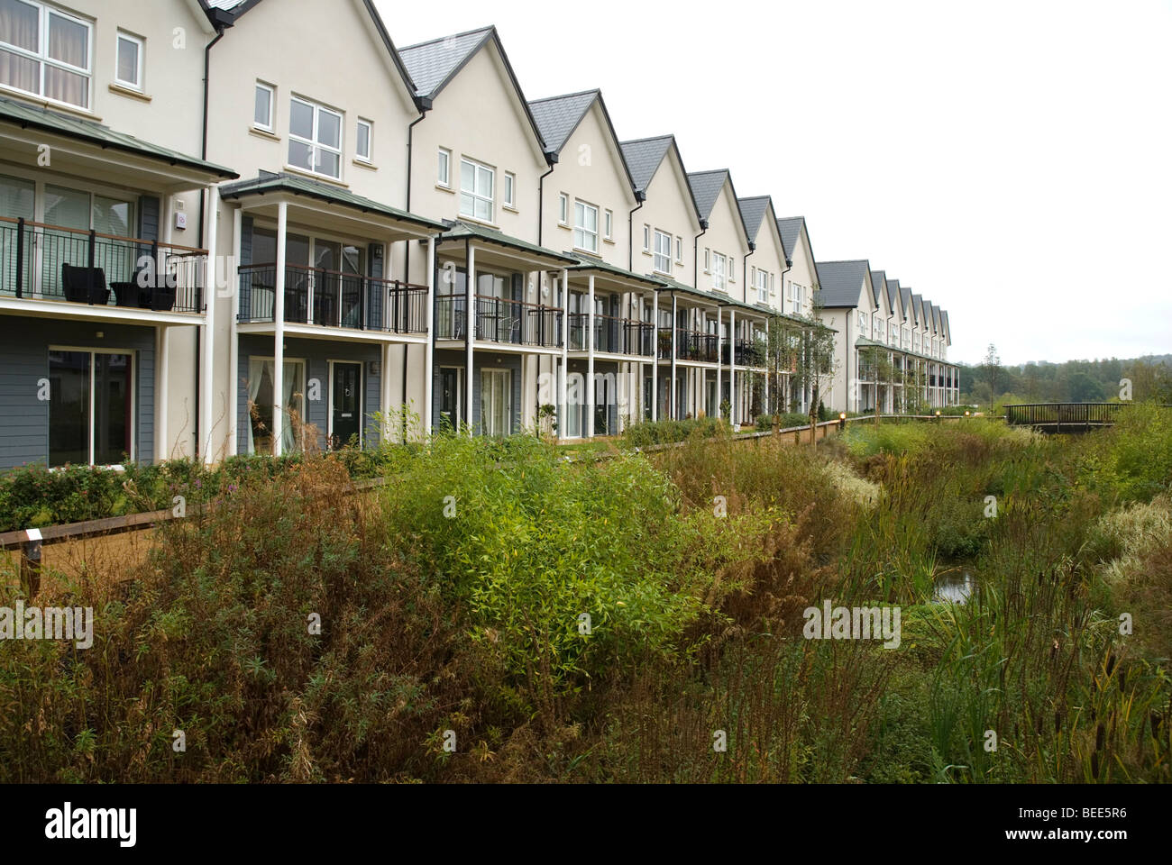 row modern houses Stock Photo - Alamy