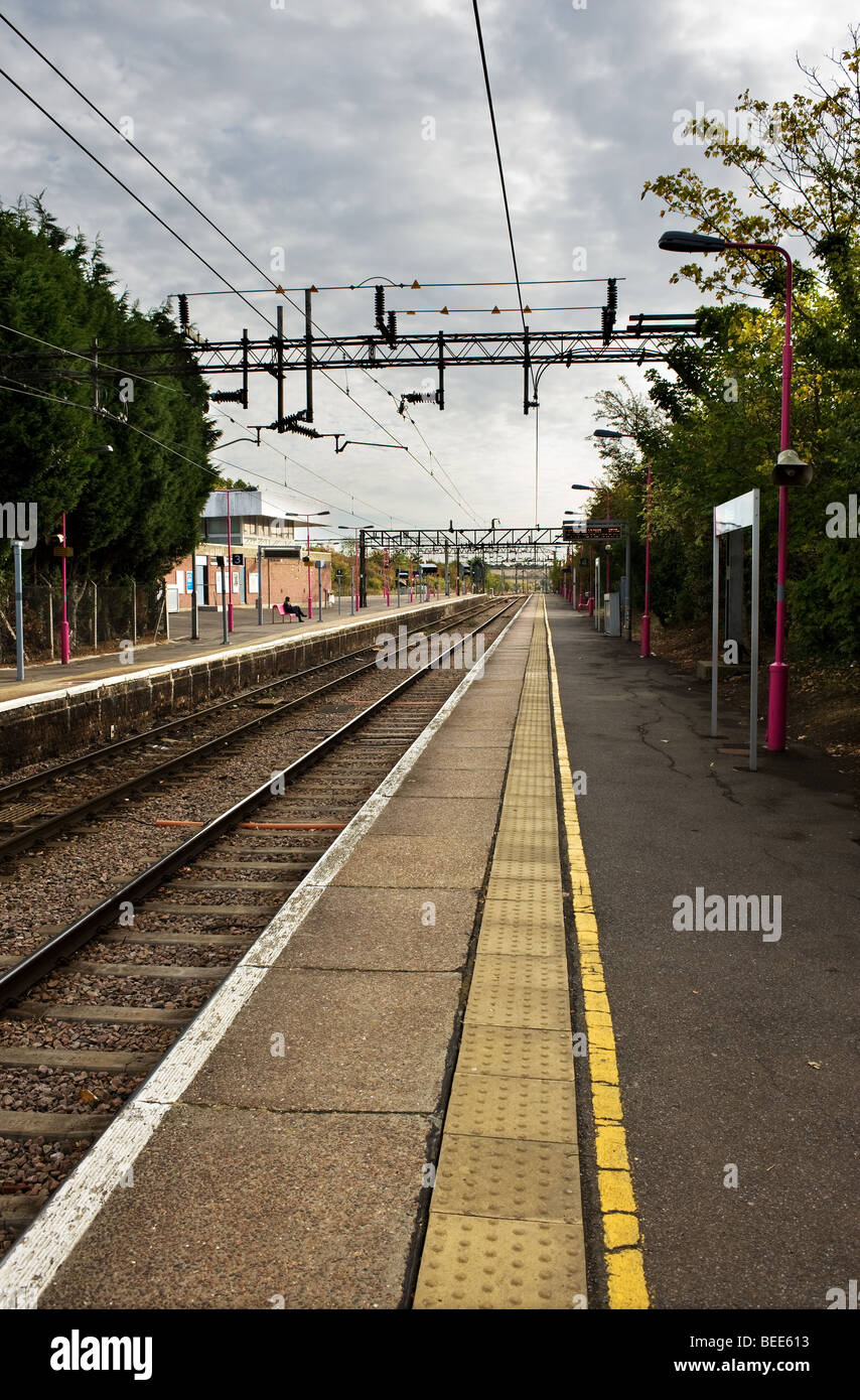 Commuter waiting train hi-res stock photography and images - Alamy