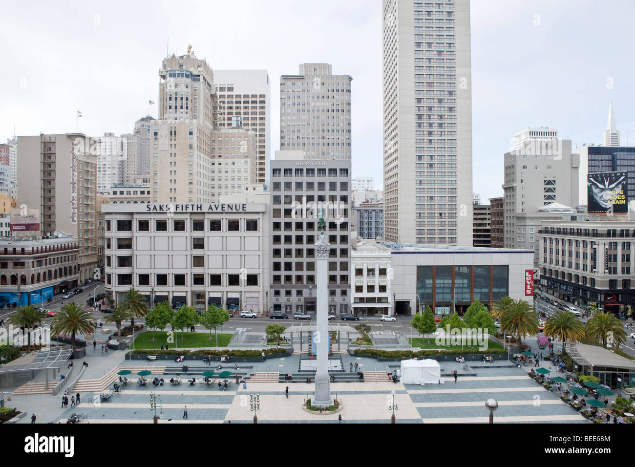 Union square shopping centre hi-res stock photography and images - Alamy