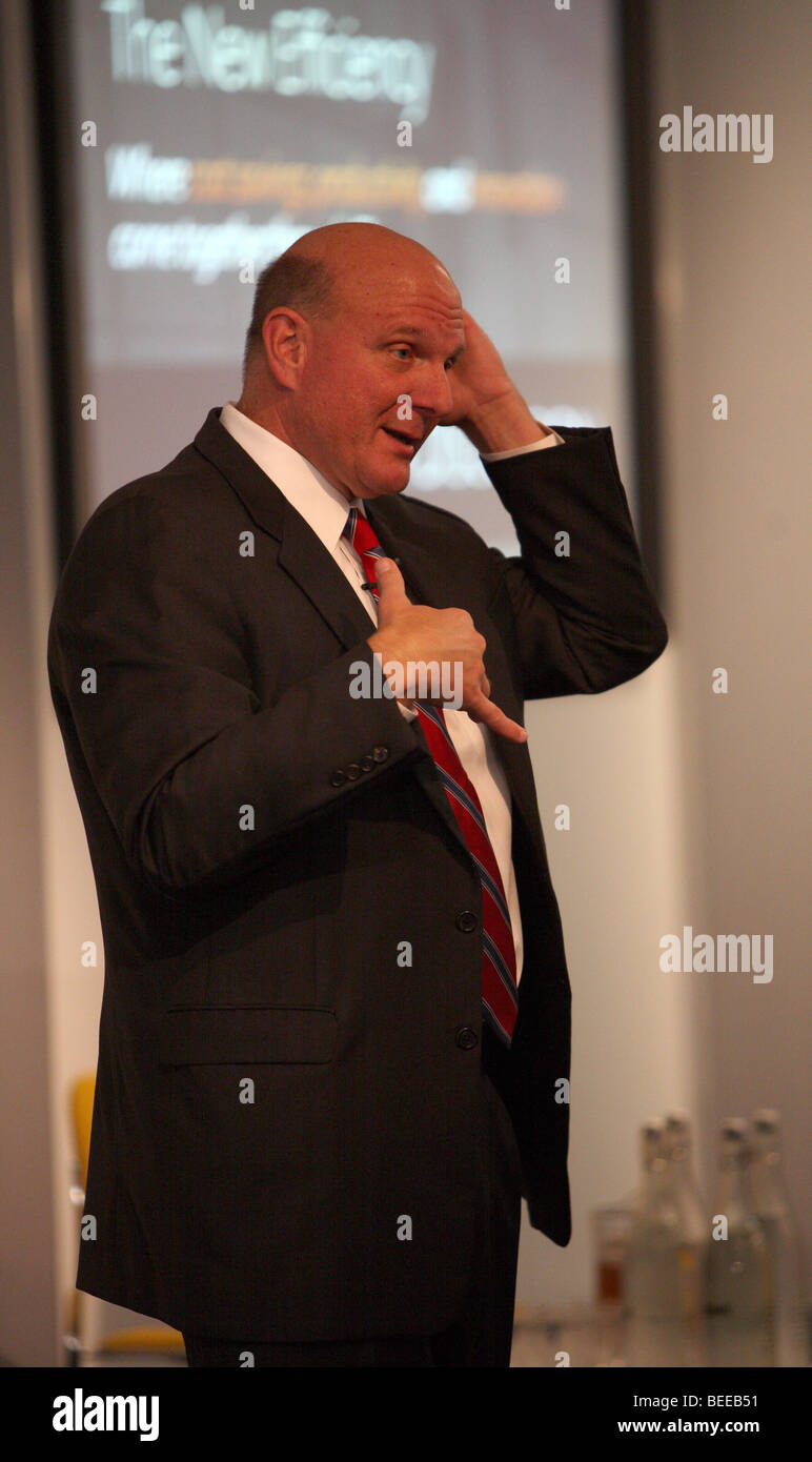 Microsoft ceo hi-res stock photography and images - Alamy