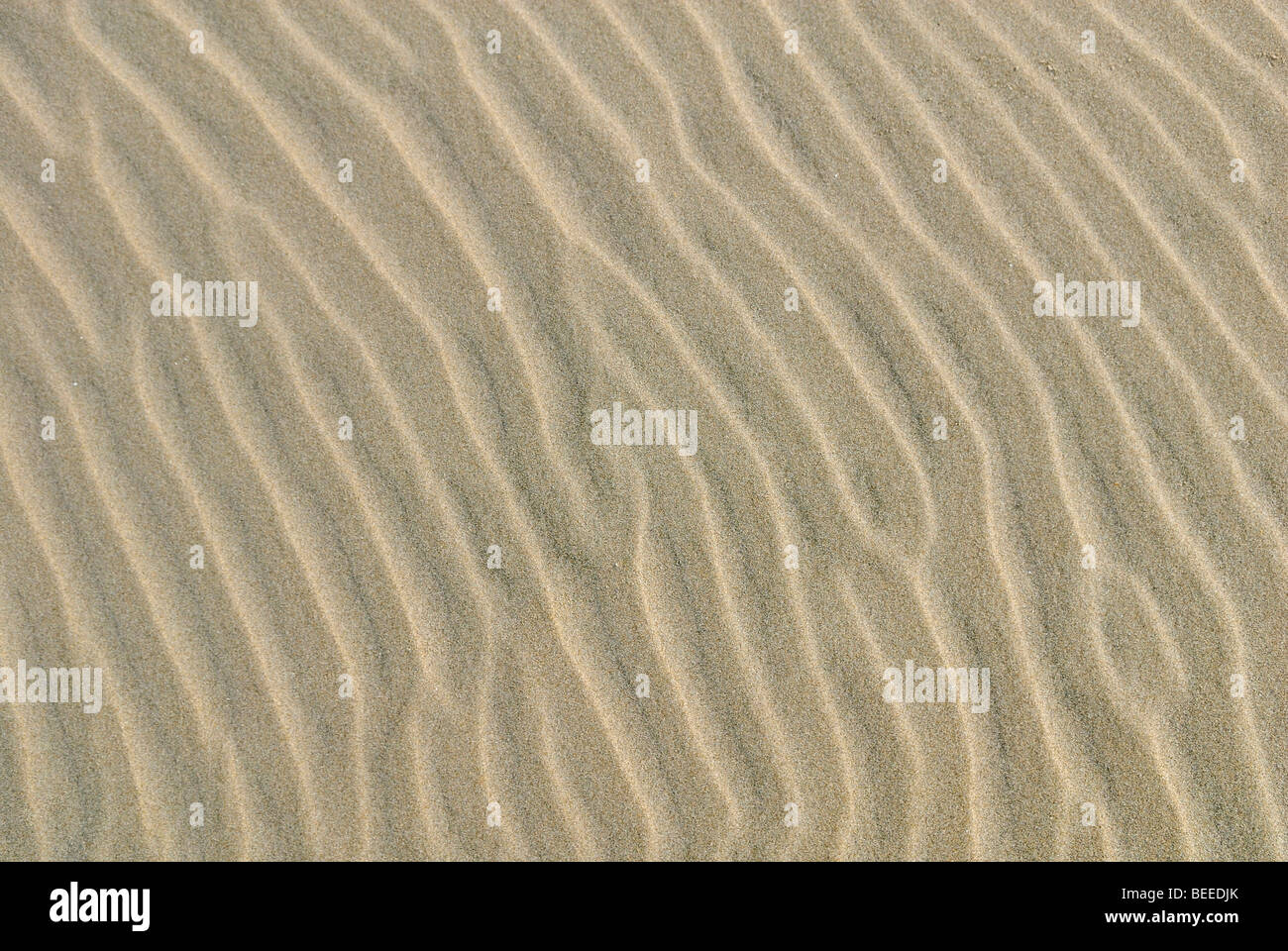 Beach structure hi-res stock photography and images - Alamy