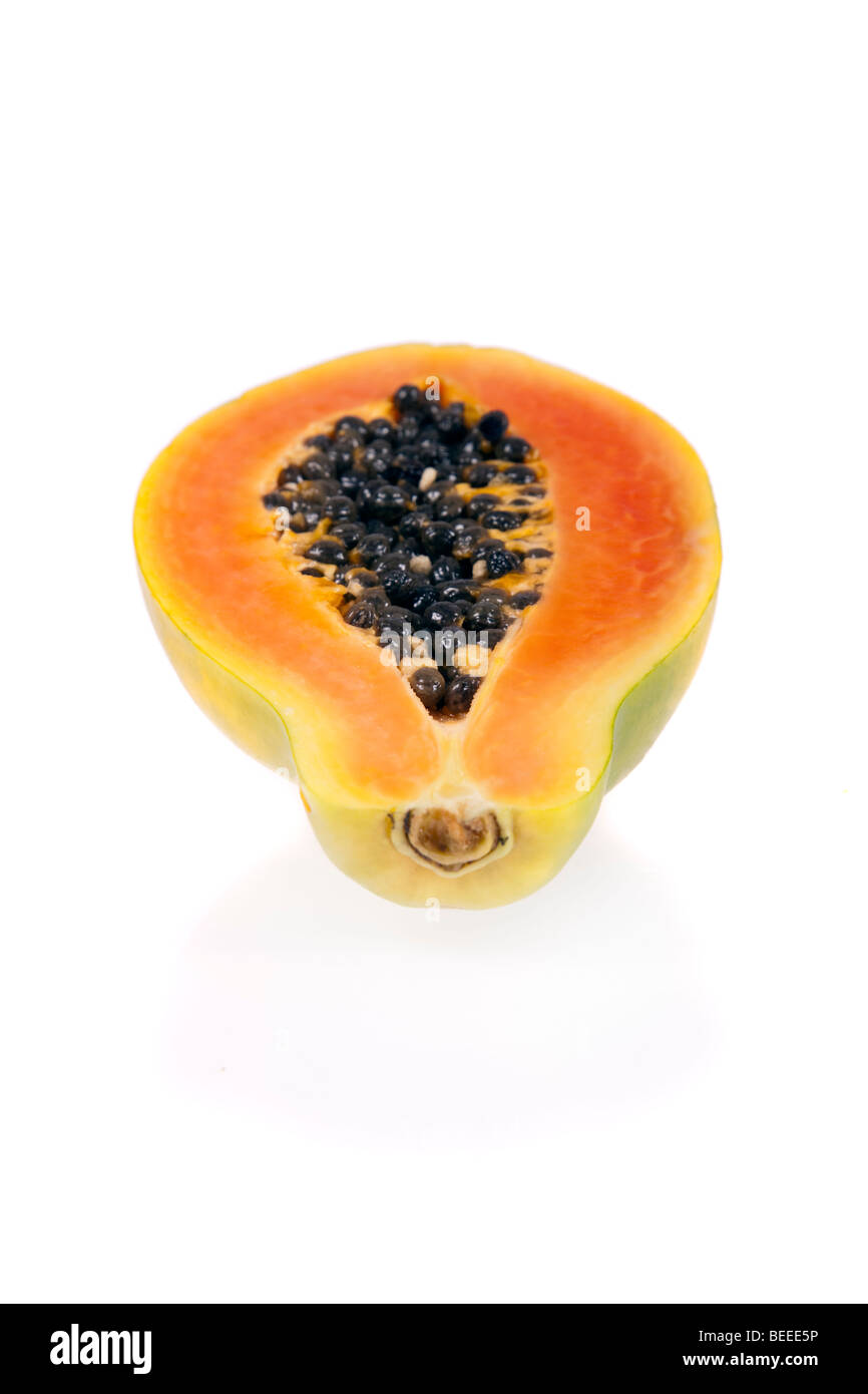 Papaya slice sliced cut half pawpaw hi-res stock photography and images ...