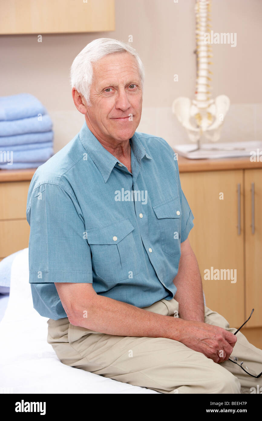 Portrait of male osteopath Stock Photo - Alamy