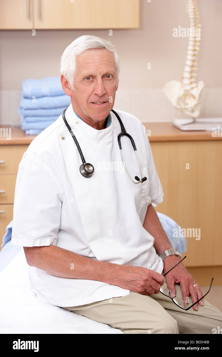 Portrait of male osteopath Stock Photo - Alamy