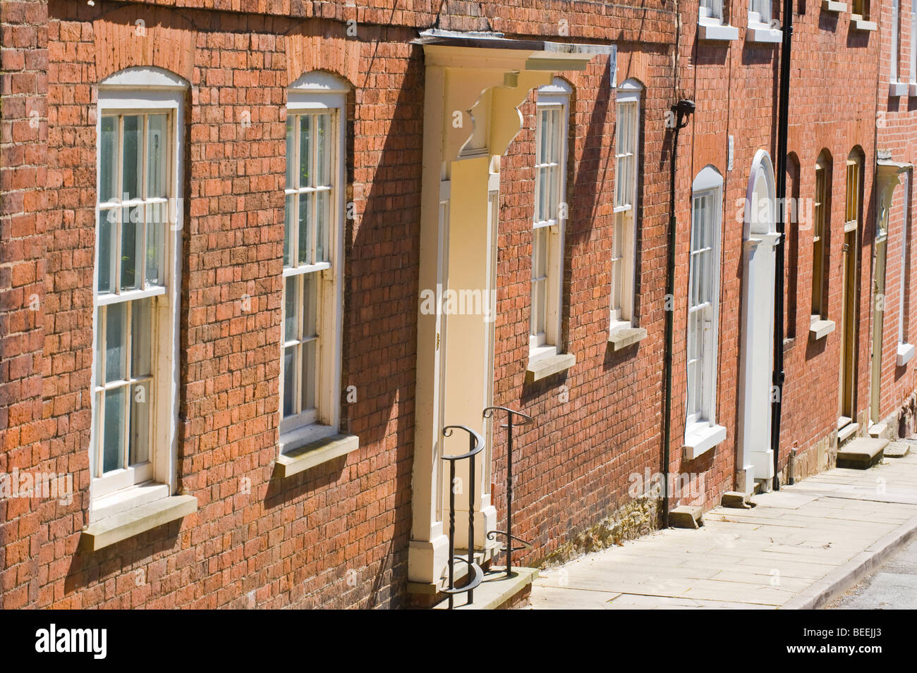 Typical terraced houses england hi-res stock photography and images - Alamy