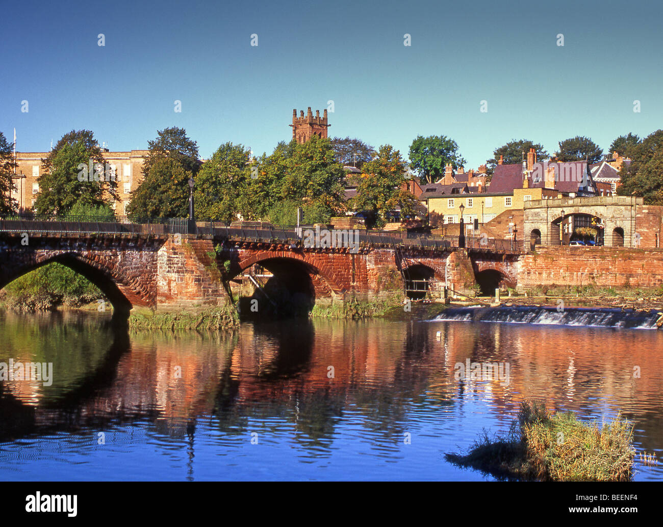 The Old Dee Bridge & River Dee, Chester, Cheshire, England, UK Stock ...