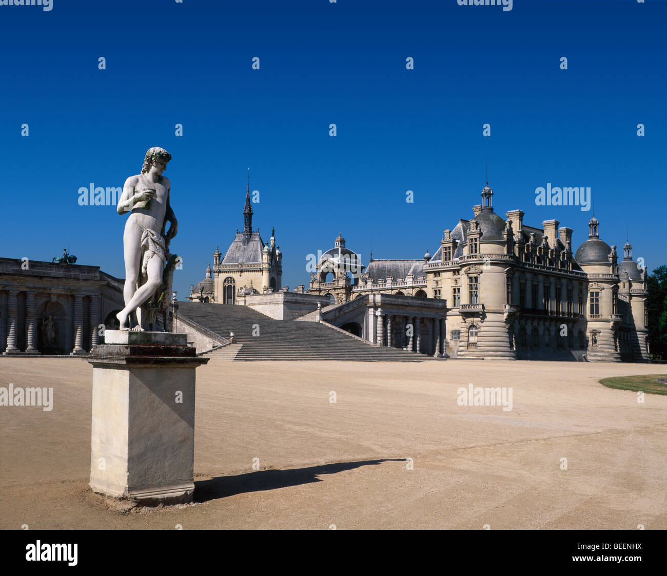 Chantilly historical hi-res stock photography and images - Alamy