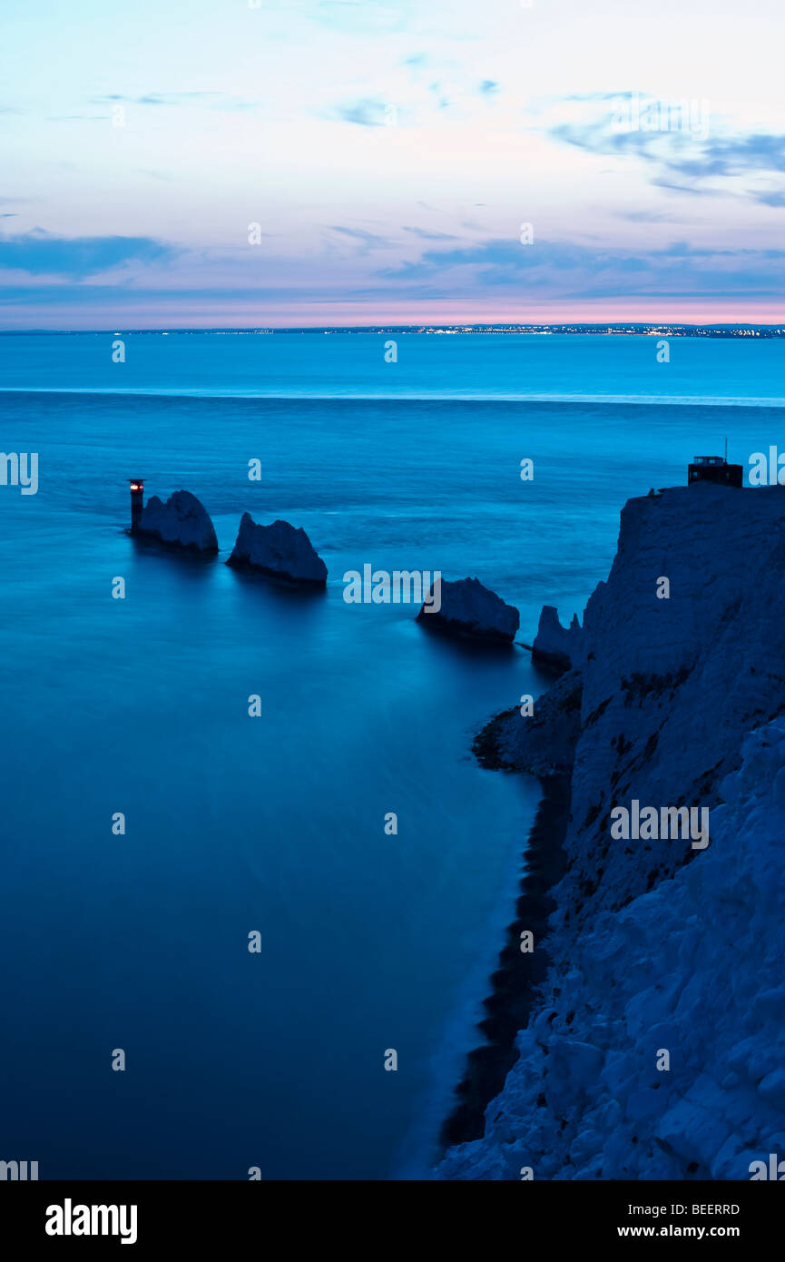 The needles isle of wight sunset hi-res stock photography and images ...