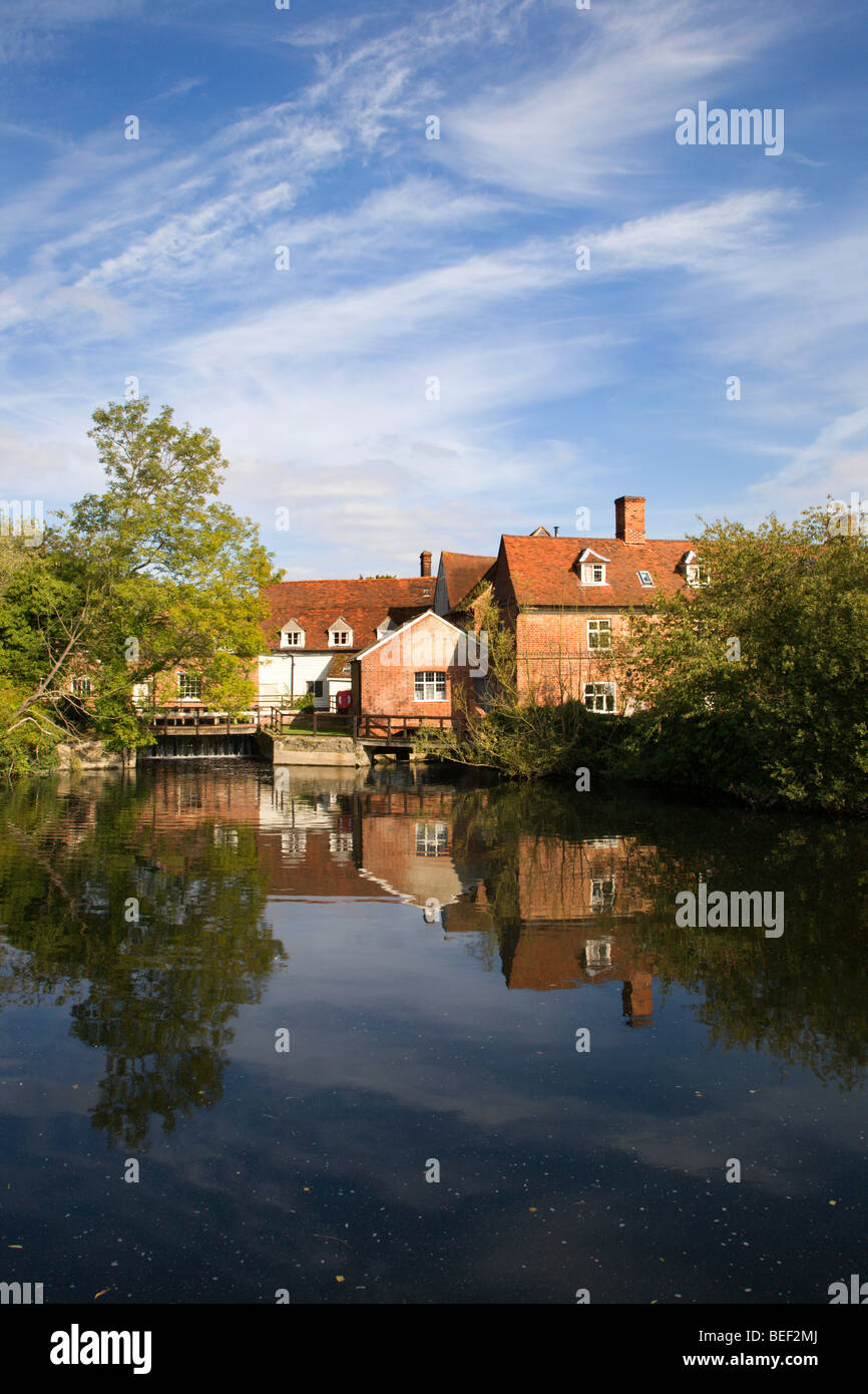 Flatford mill hi-res stock photography and images - Alamy
