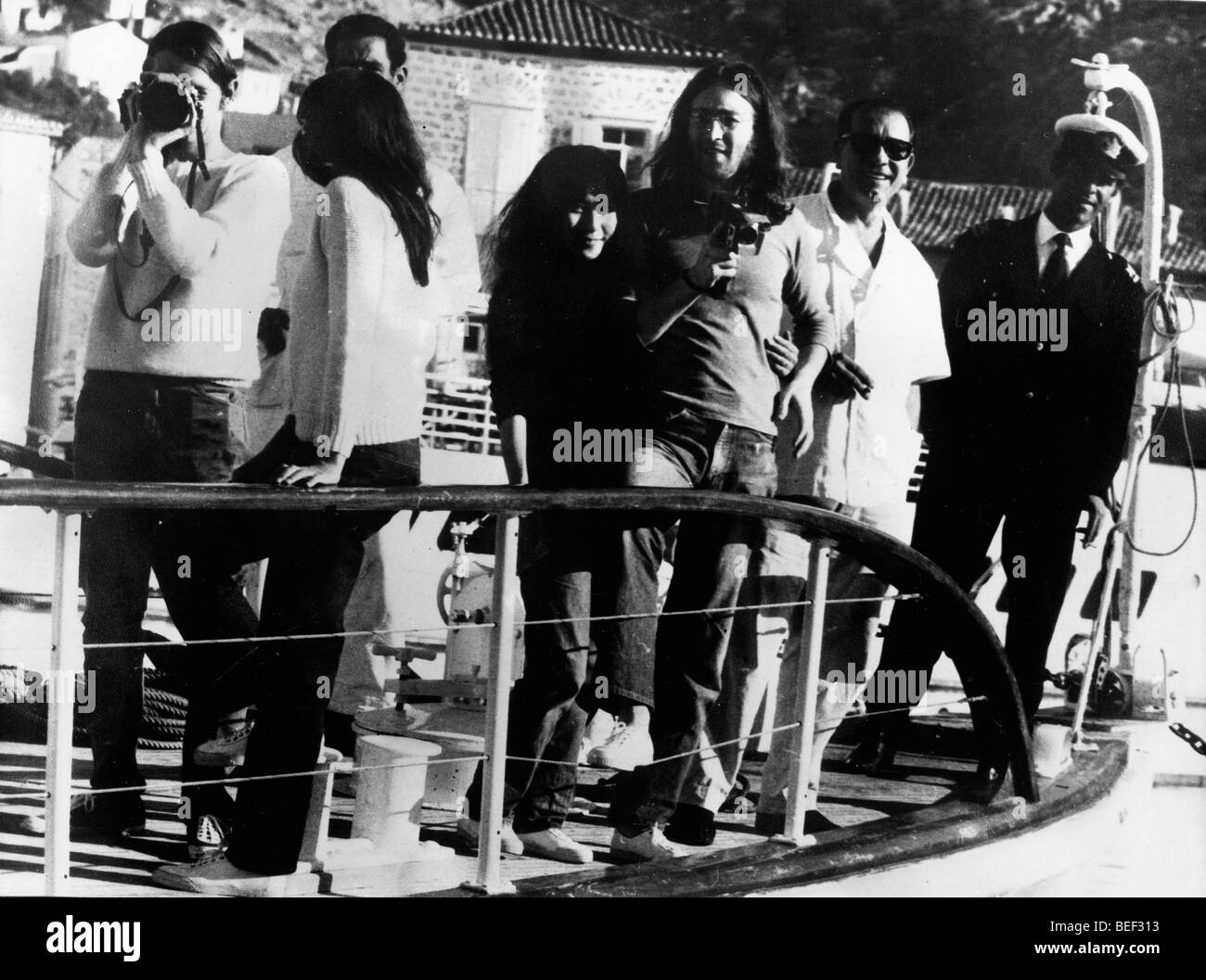 Musical ship Black and White Stock Photos & Images - Alamy