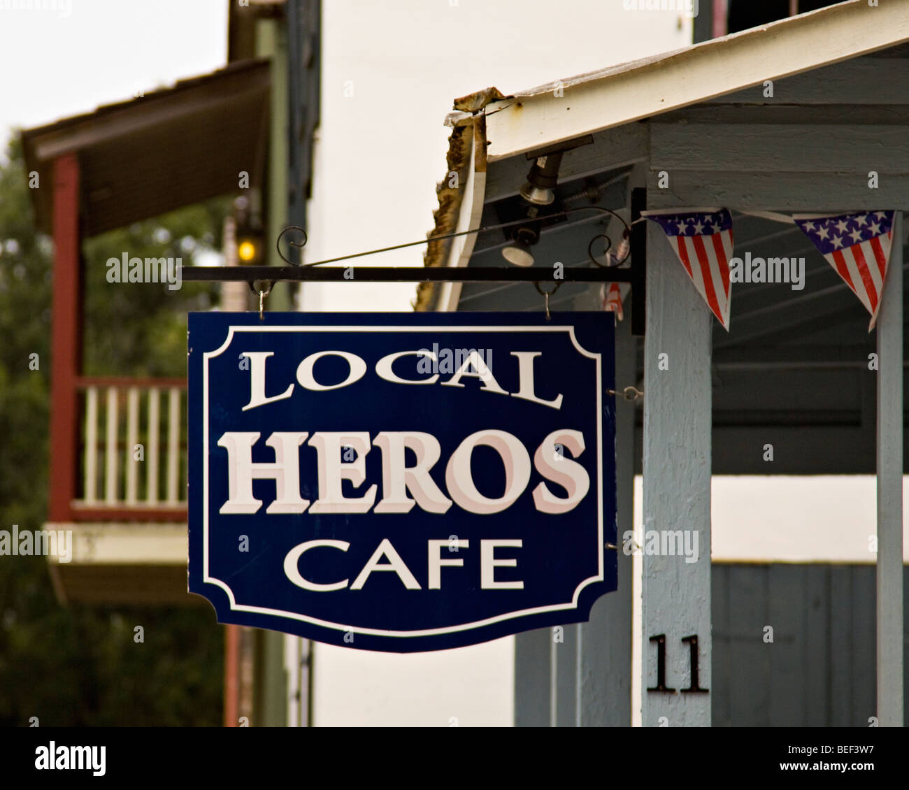 Restaurant sign local hi-res stock photography and images - Alamy
