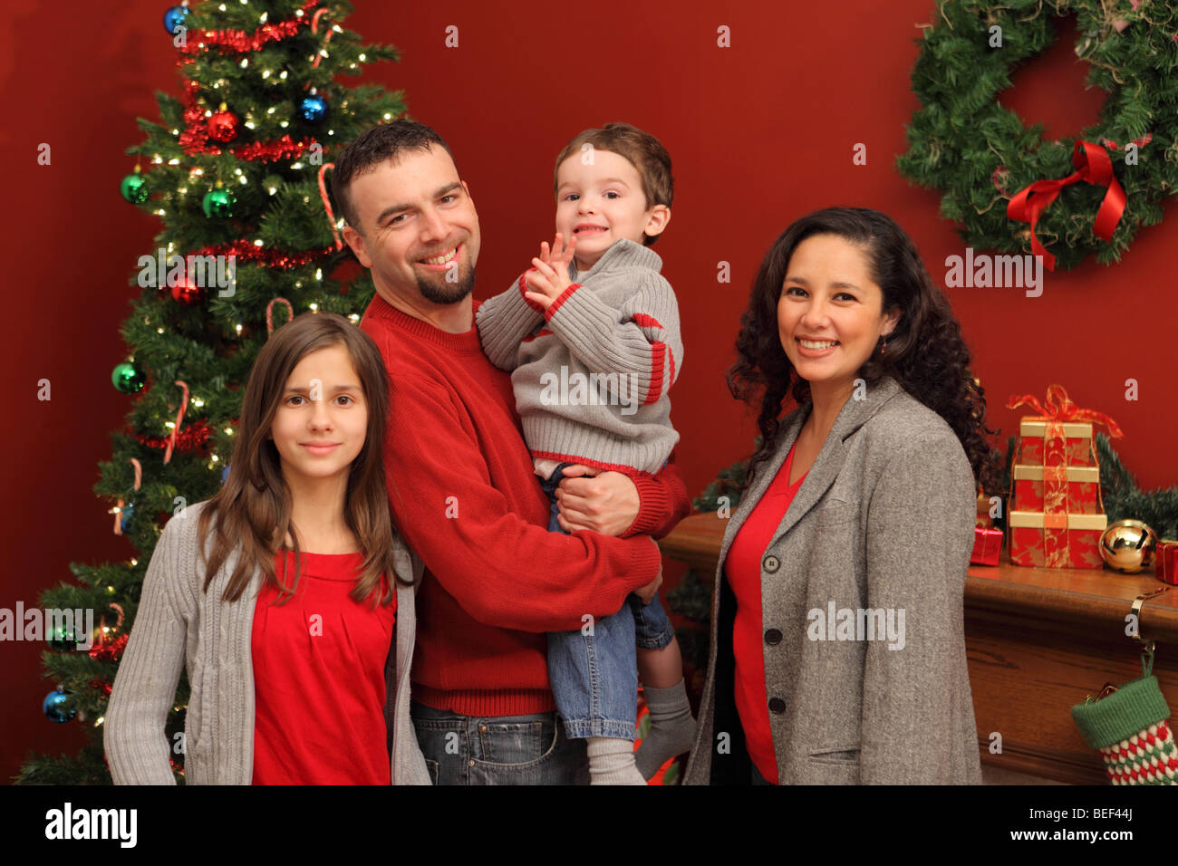 Family Christmas portrait Stock Photo - Alamy