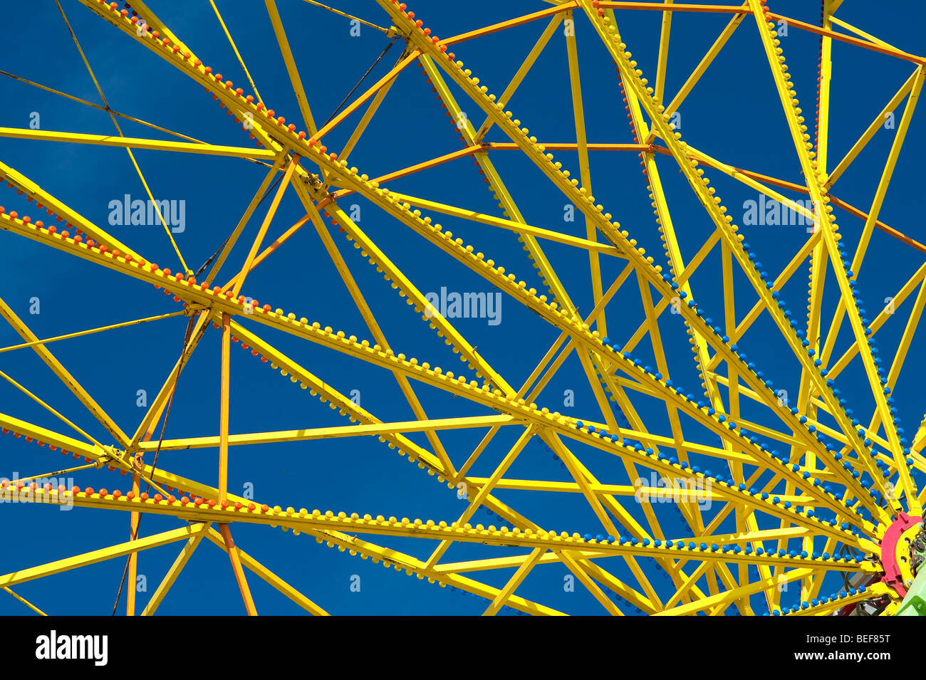 Evergreen State Fair close up of yellow ferris wheel spokes Monroe ...