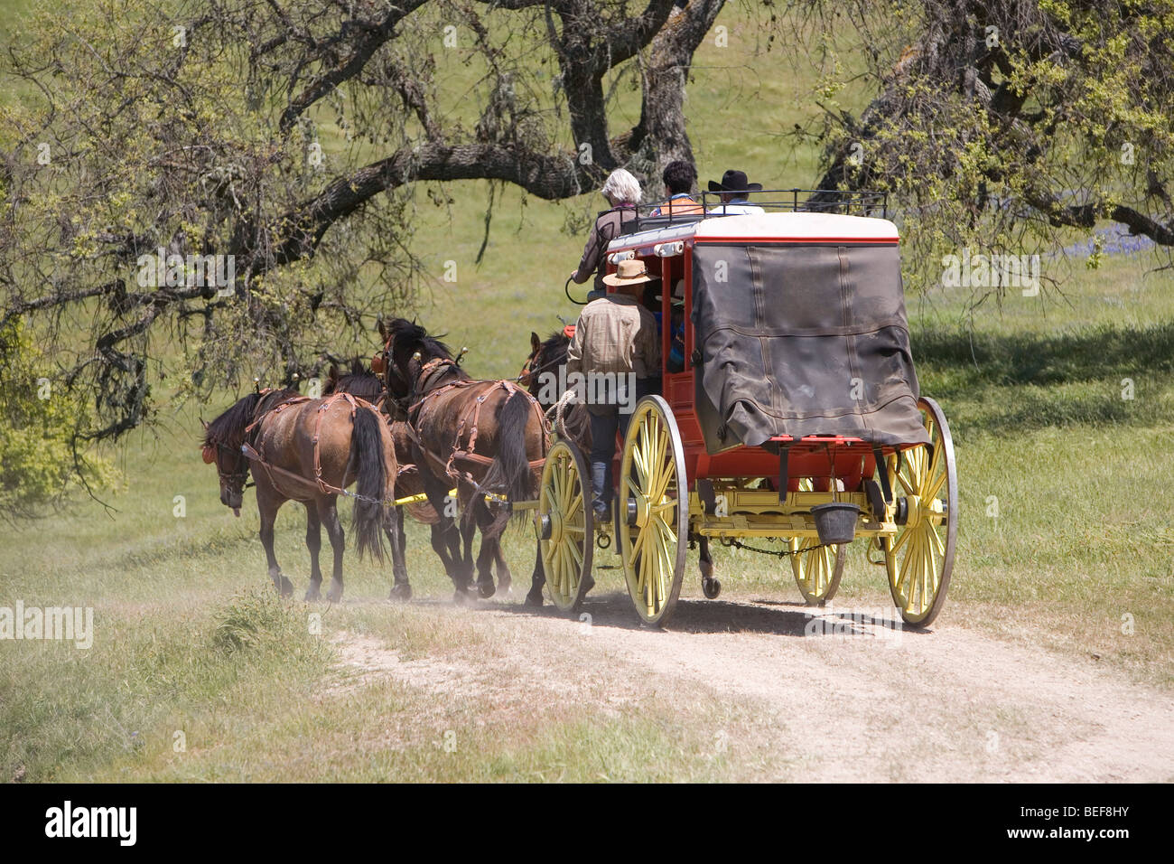 Cowboy stagecoach hi-res stock photography and images - Alamy