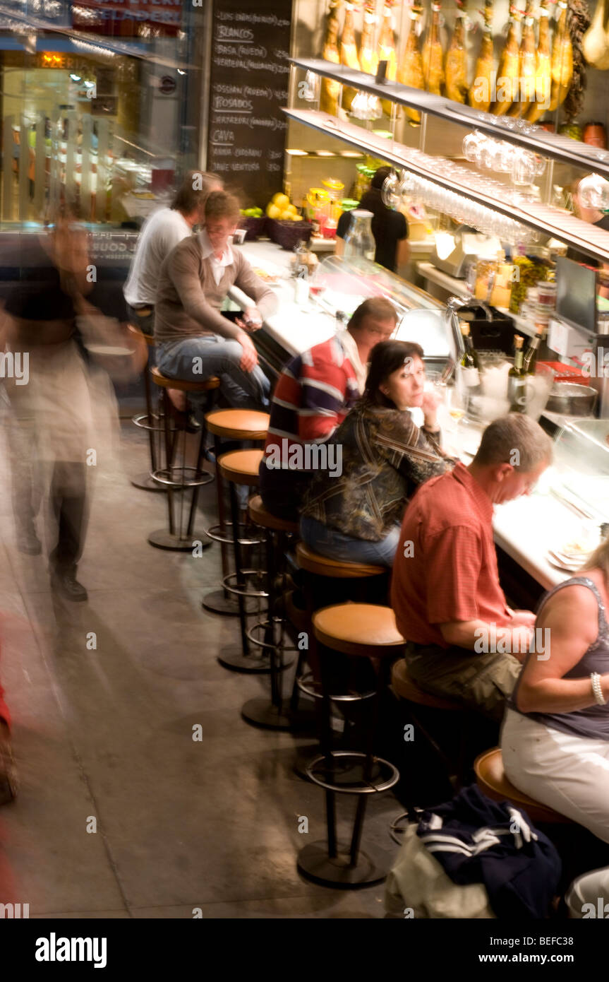 la taberna del gourmet bar and restaurant Alicante Spain Stock Photo ...