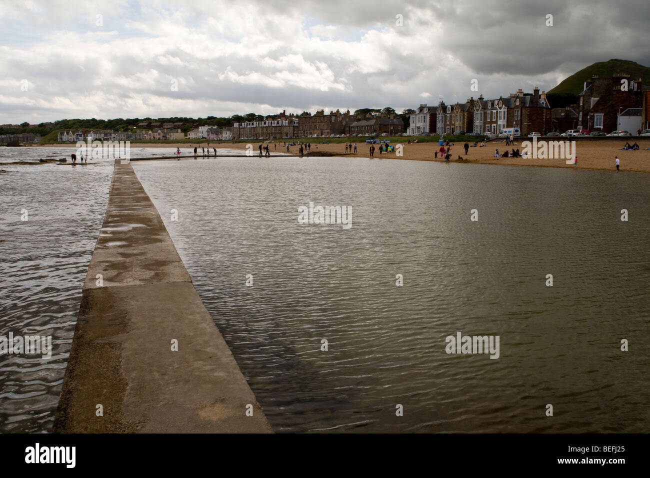 Sea paddling pool hi-res stock photography and images - Alamy