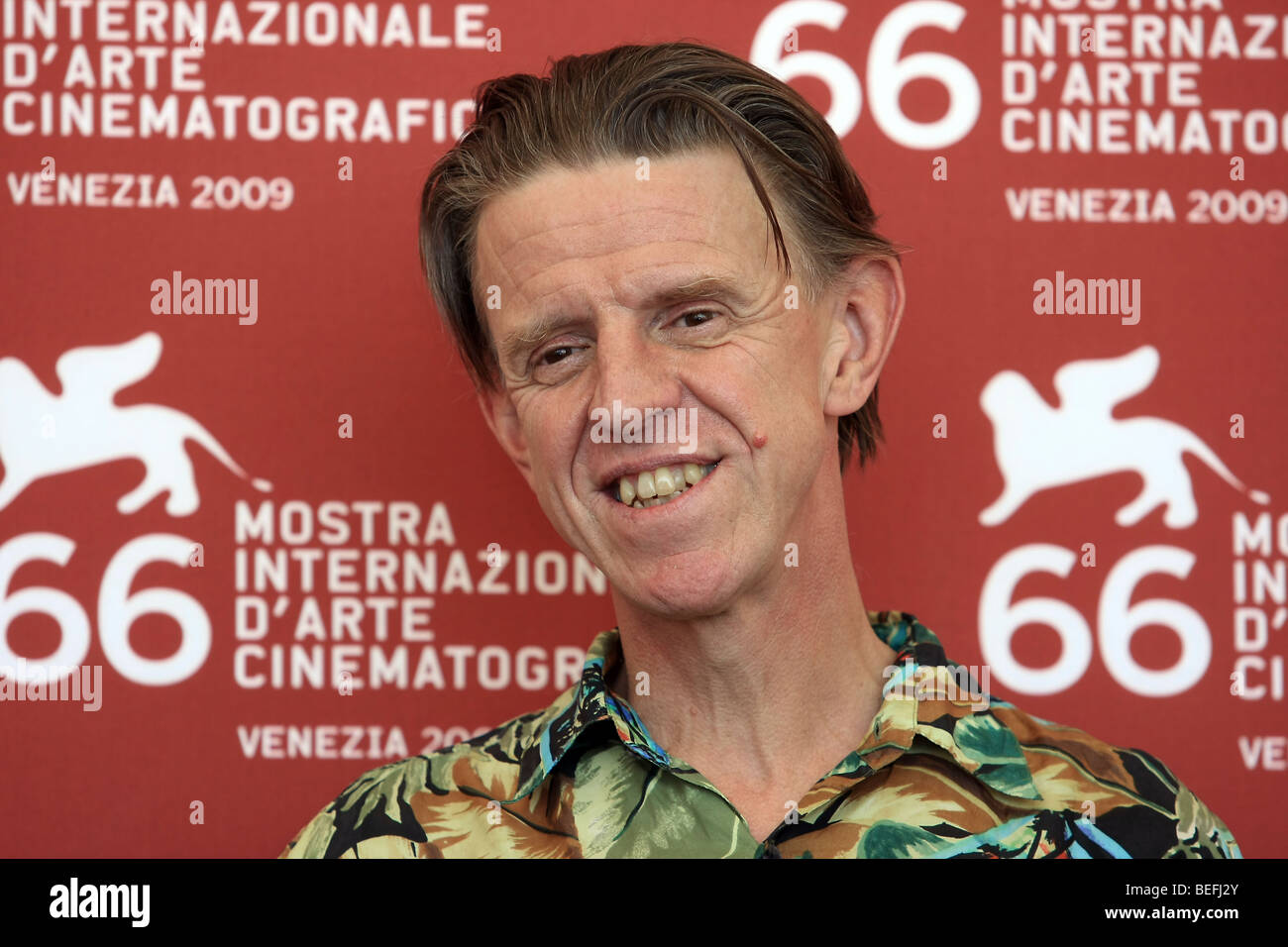 Film director alex cox hi-res stock photography and images - Alamy