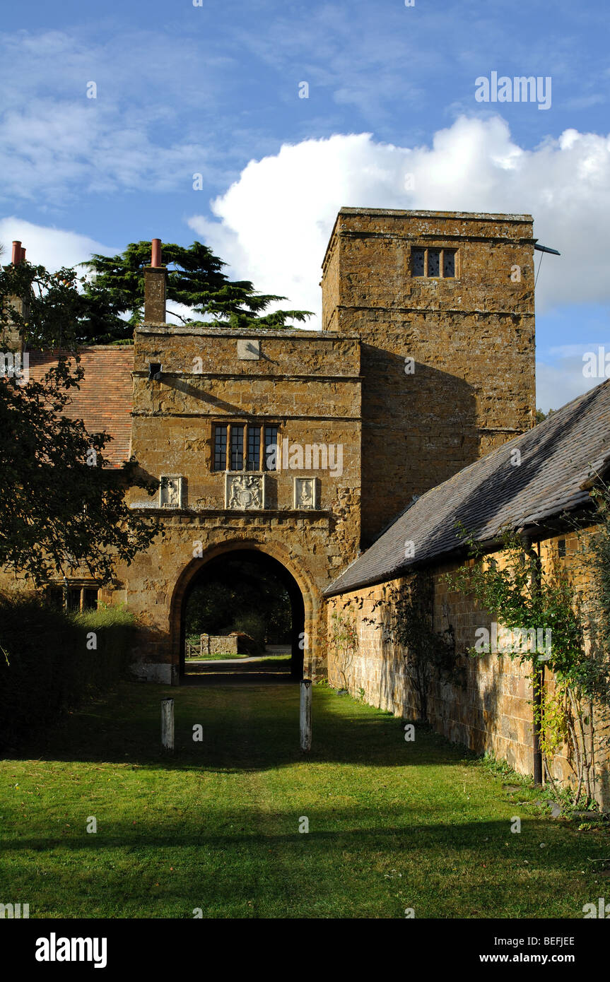 Wormleighton manor house hi-res stock photography and images - Alamy