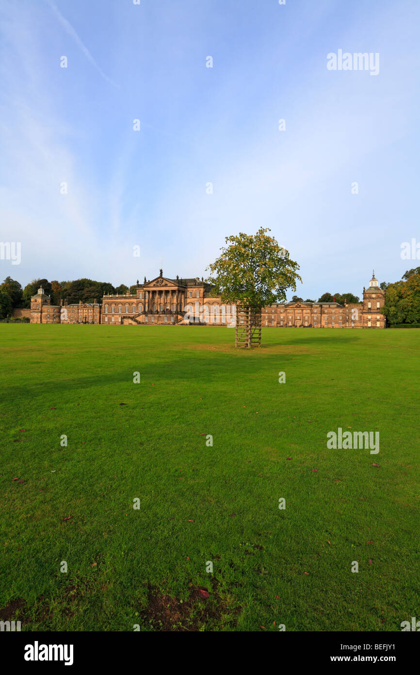 Wentworth woodhouse house hi-res stock photography and images - Alamy