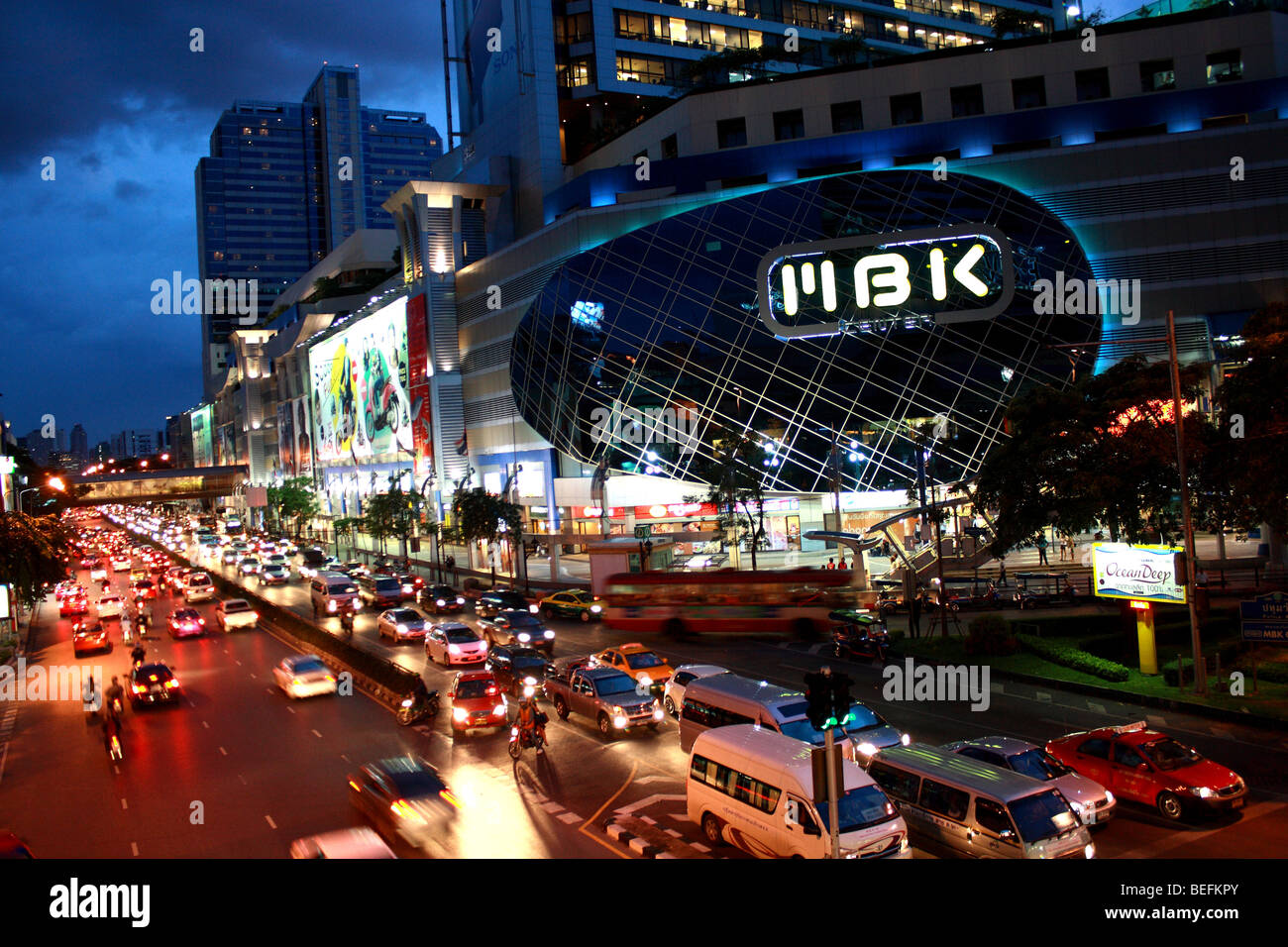MBK shopping center , Bangkok , Thailand Stock Photo - Alamy