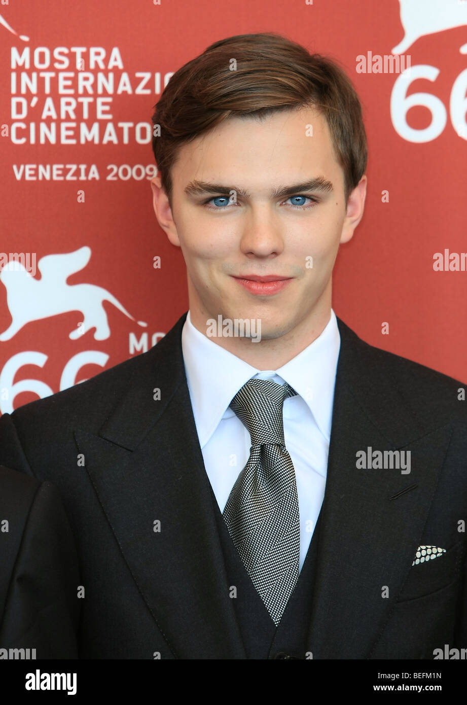 Nicholas Hoult Call Me Maybe