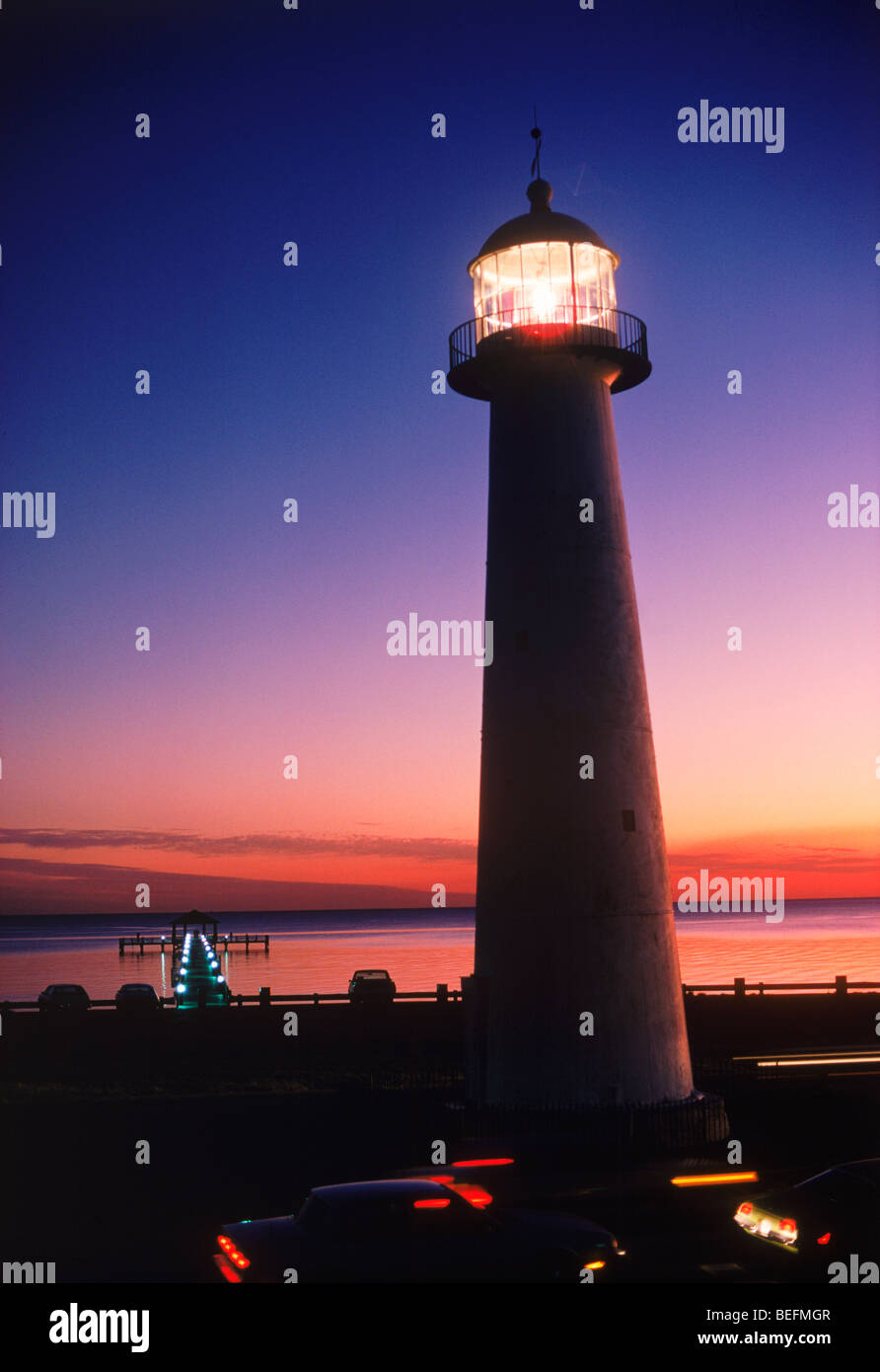 Gulf gas station sign hi-res stock photography and images - Alamy