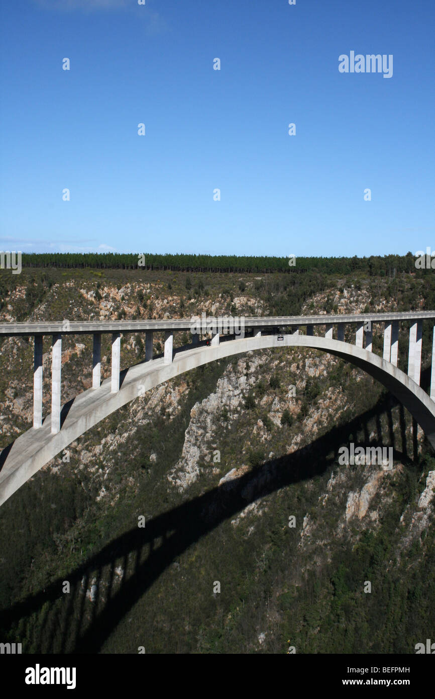 Bridge construction africa hi-res stock photography and images - Alamy