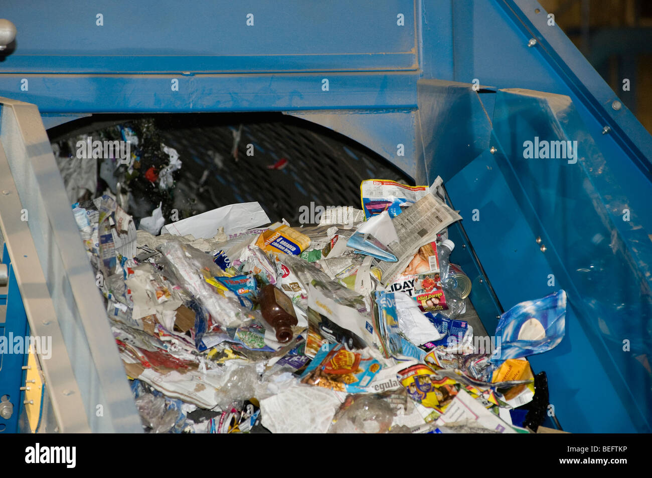 Sorting Rubbish Stock Photos & Sorting Rubbish Stock Images - Alamy