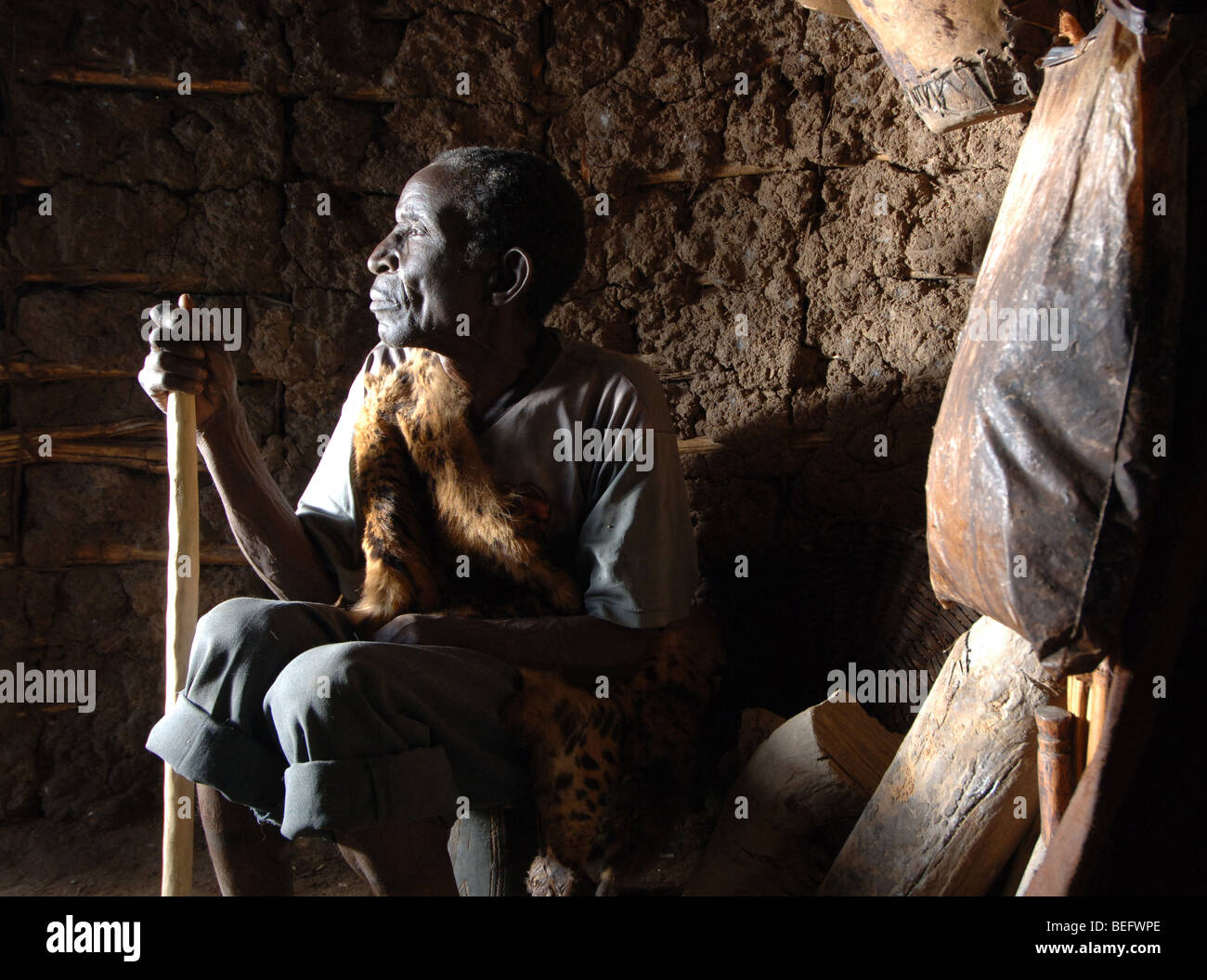 Bakonzo healer, Rwenzori Mountains, West Uganda, Africa Stock Photo - Alamy