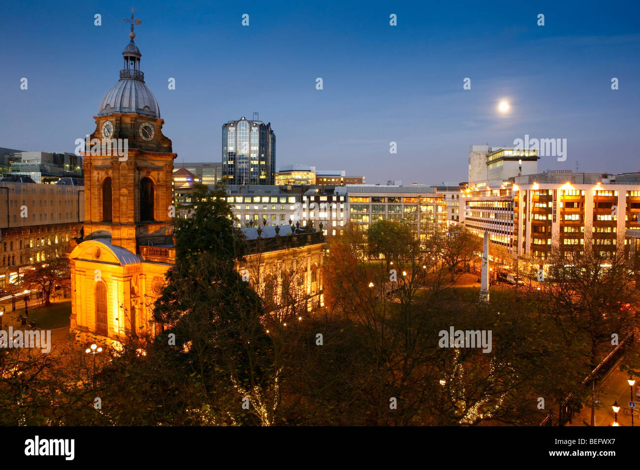 Cathedral square financial district hi-res stock photography and images ...