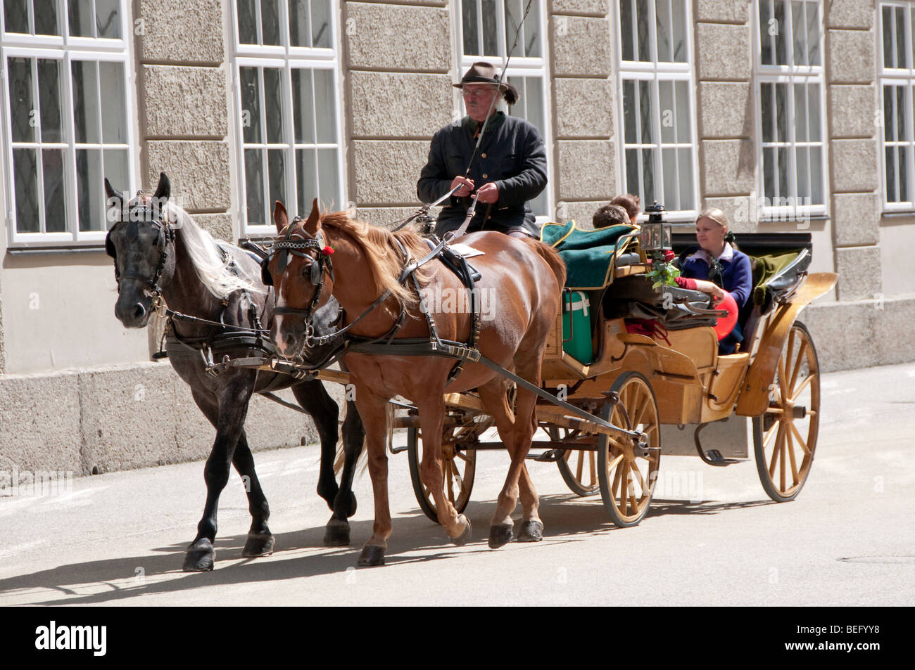 Fiaker ride hi-res stock photography and images - Alamy