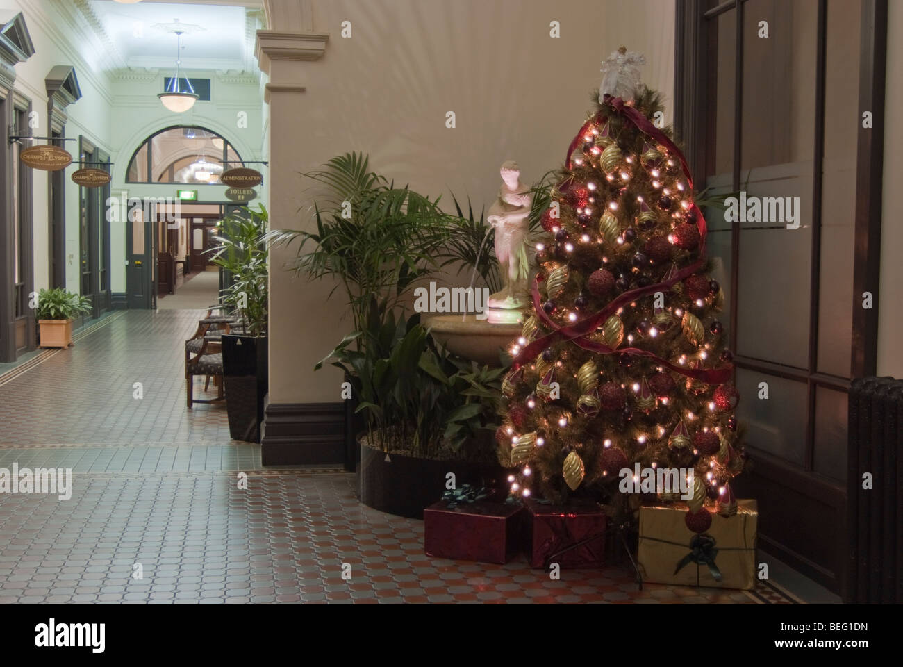 The old government building hi-res stock photography and images - Alamy