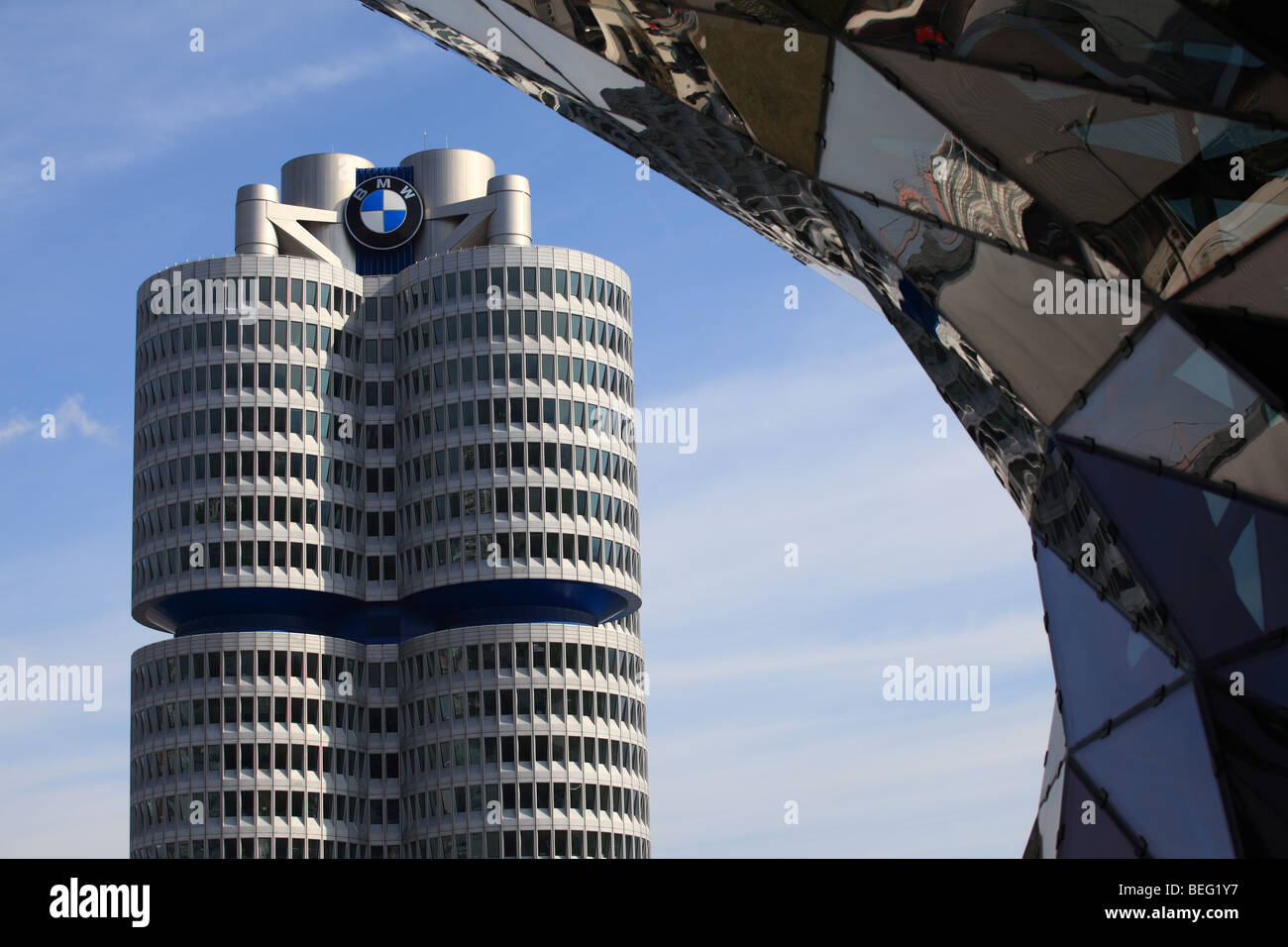 Bmw headquarters building hi-res stock photography and images - Alamy