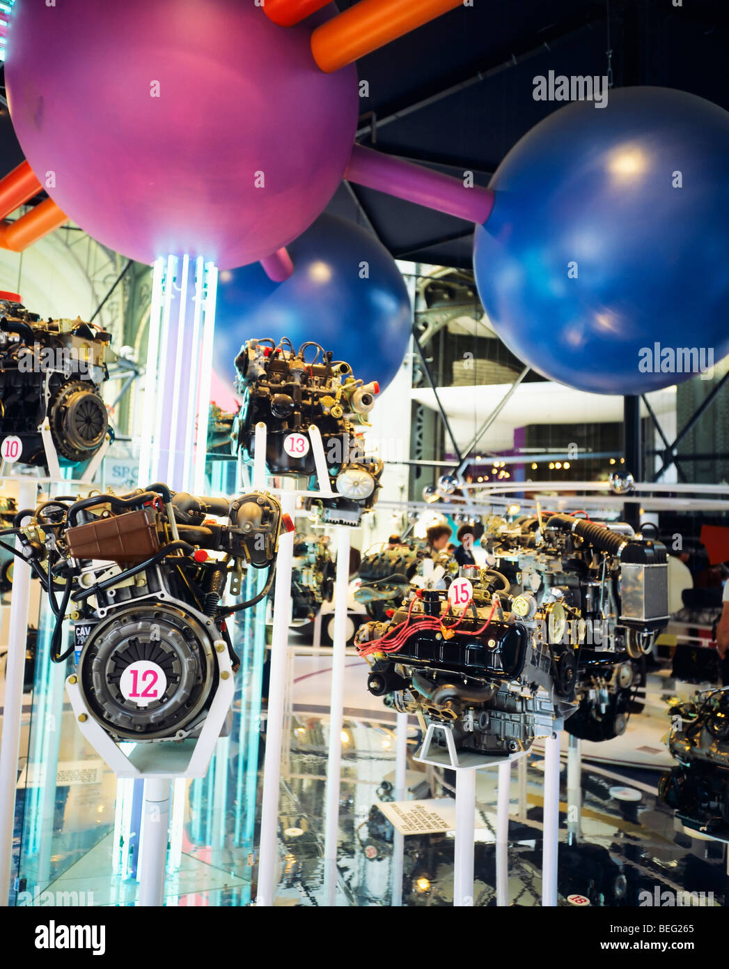 Auto engines hi-res stock photography and images - Alamy