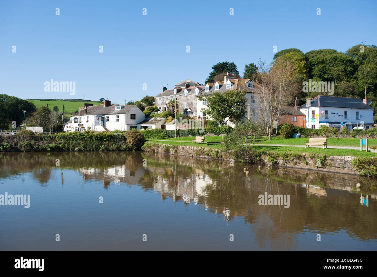 Pentewan Village High Resolution Stock Photography and Images - Alamy