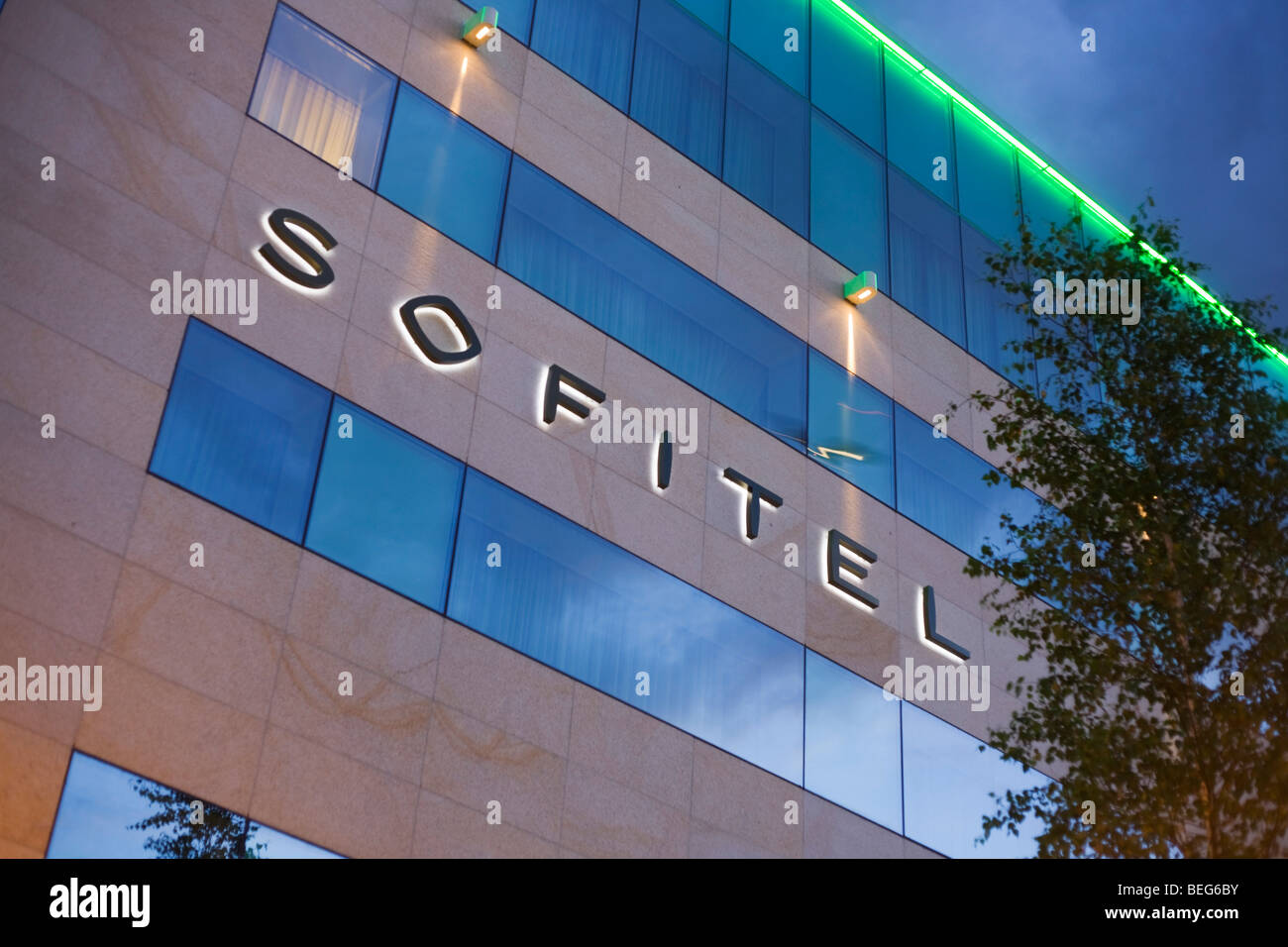 Sofitel logo hi-res stock photography and images - Alamy