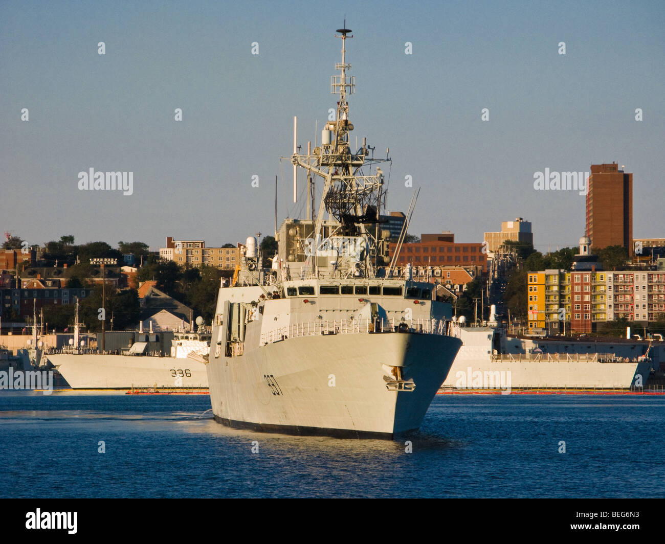 Hmcs montreal hi-res stock photography and images - Alamy