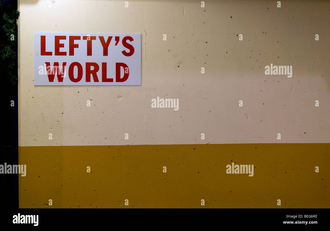 Leftys hi-res stock photography and images - Alamy