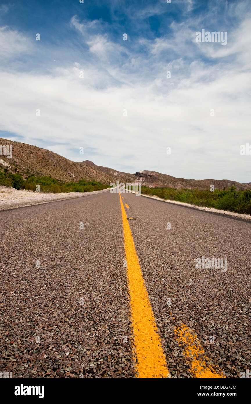 Scenic Ranch Road 170 winding through Big Bend Ranch State Park in ...