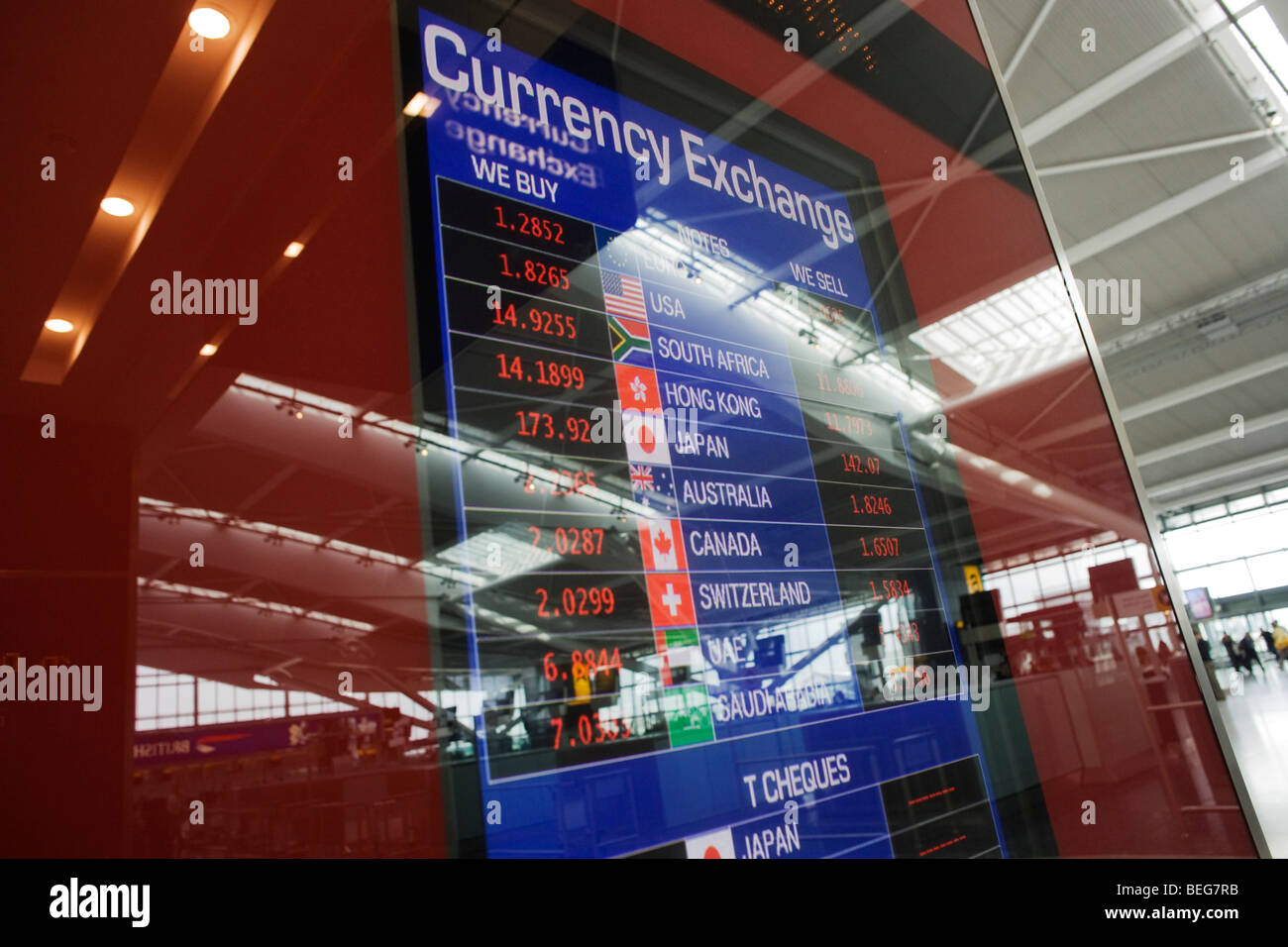Currency exchange booth hi-res stock photography and images - Alamy