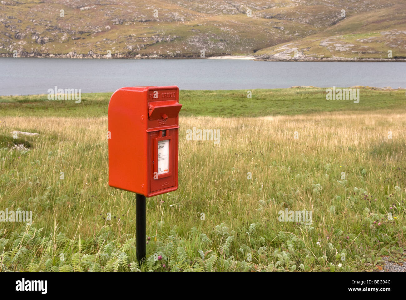 Rural letterbox hi-res stock photography and images - Alamy