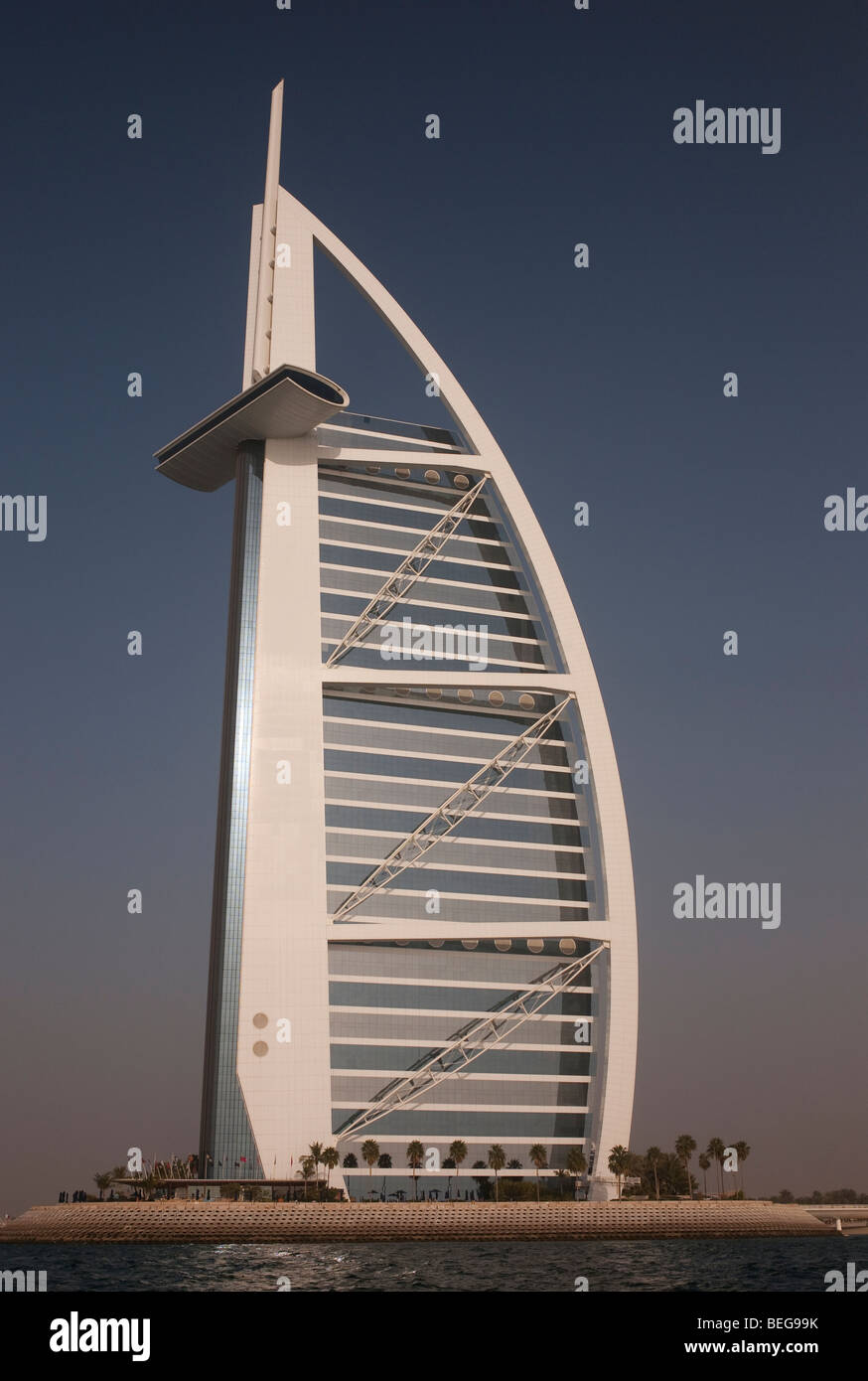 Dubai helipad hi-res stock photography and images - Alamy