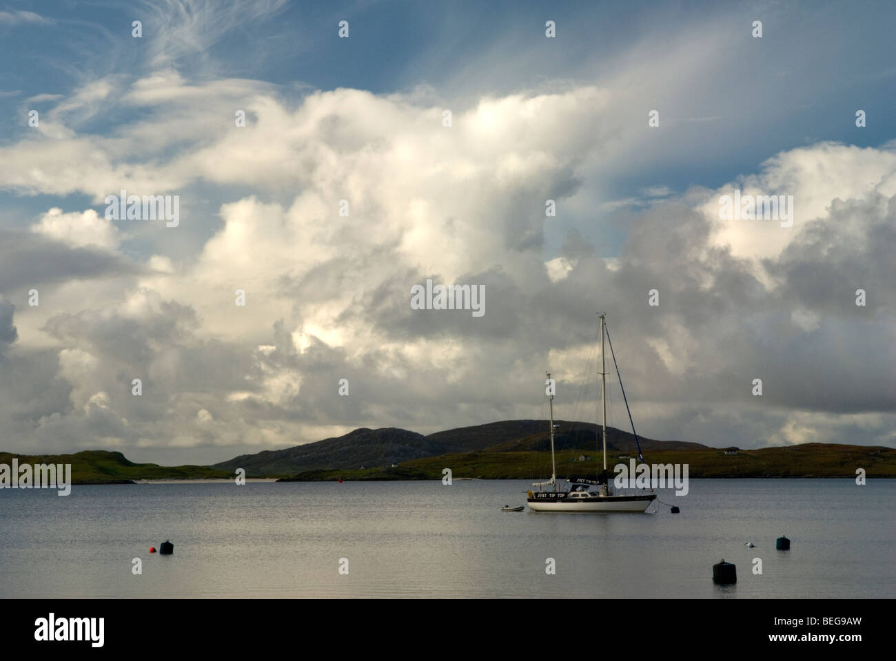 View to the Isle of Vatersay from the Isle of Barra, Outer Hebrides ...