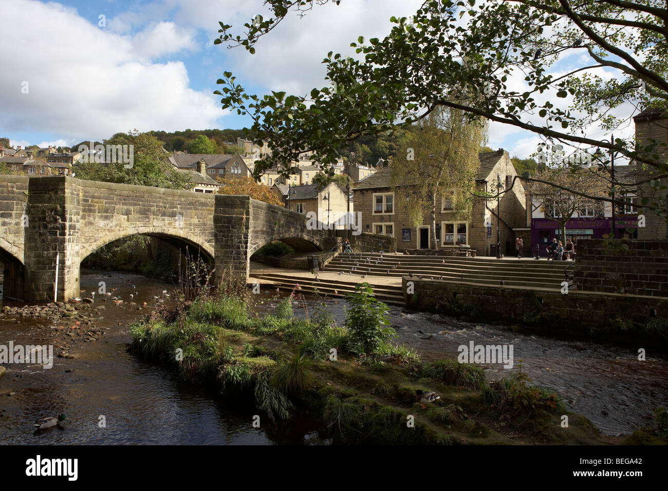 HEBDEN BRIDGE VILLAGE TOWN YORKSHIRE UNITED KINGDOM UK Stock Photo - Alamy