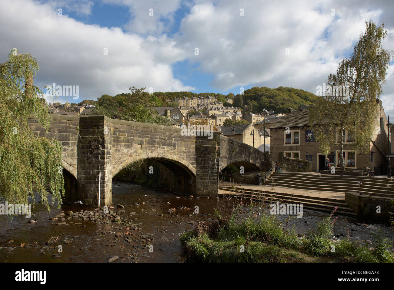 HEBDEN BRIDGE VILLAGE TOWN YORKSHIRE UNITED KINGDOM UK Stock Photo - Alamy
