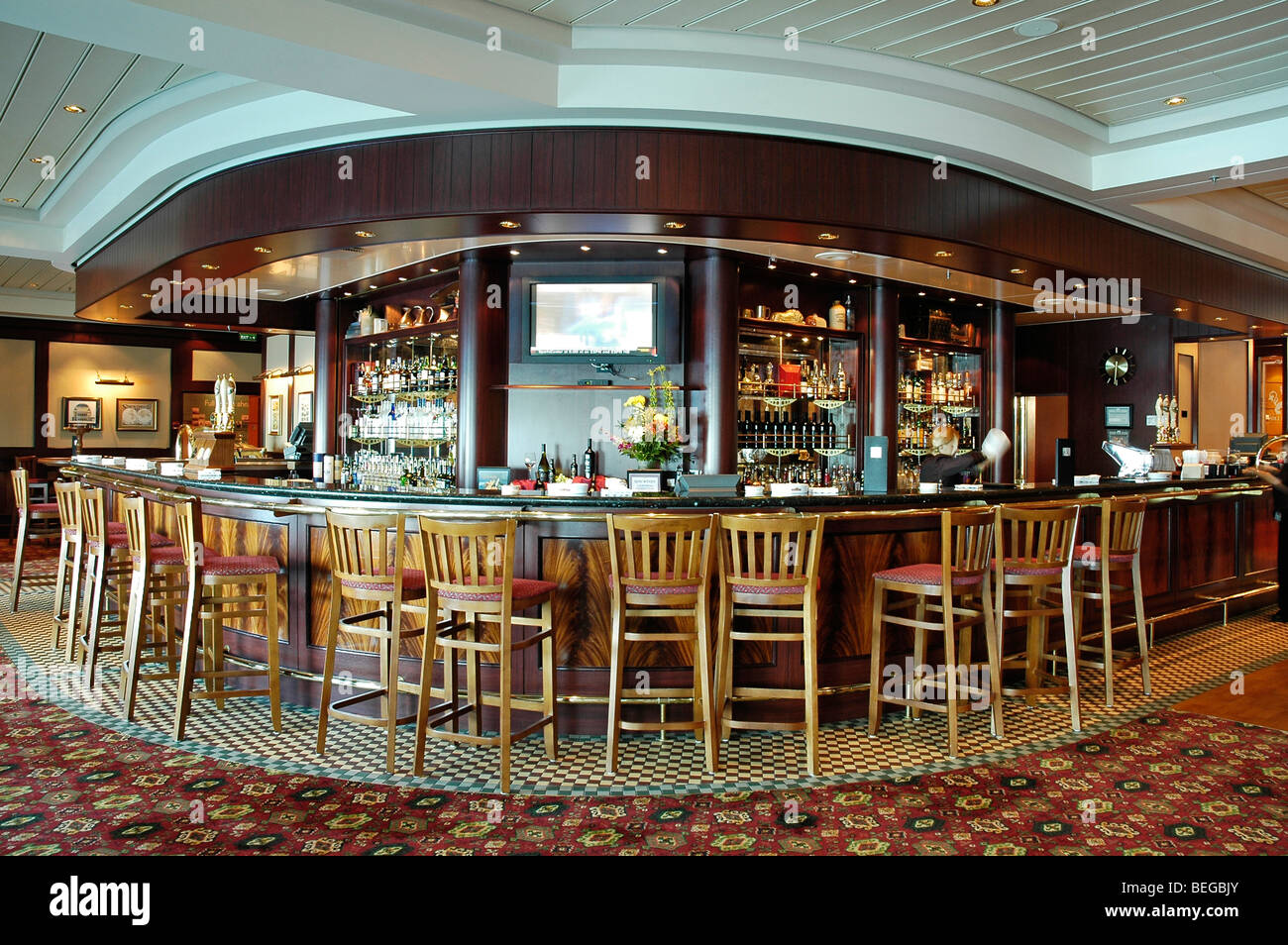British pub interior hi-res stock photography and images - Alamy
