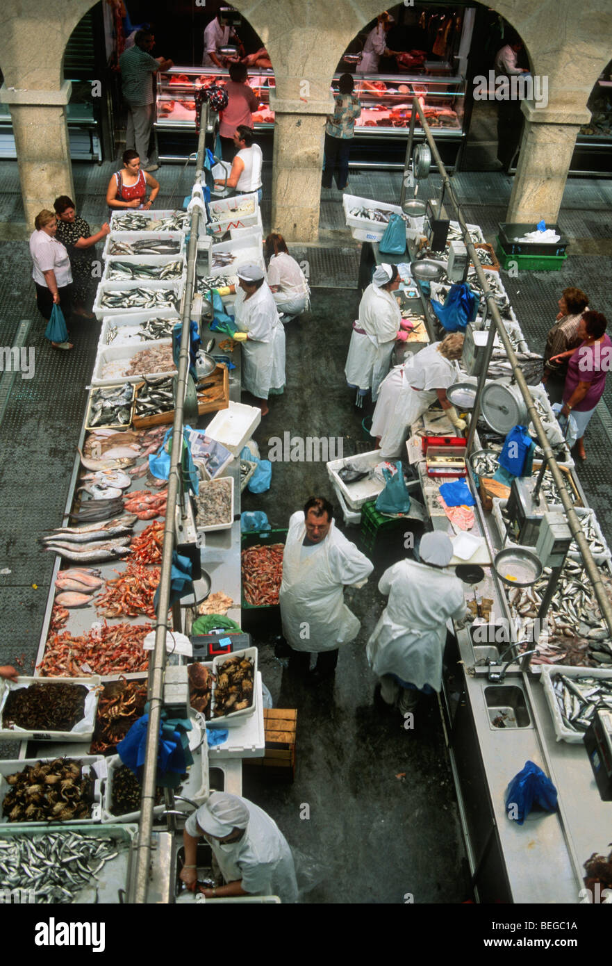 Traditional fish market in Spain Stock Photo - Alamy